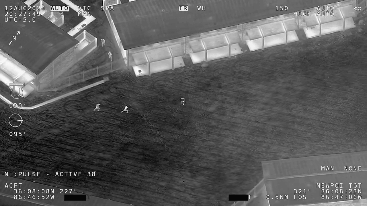 Video shows Nashville police capture fugitive with help of helicopter ...